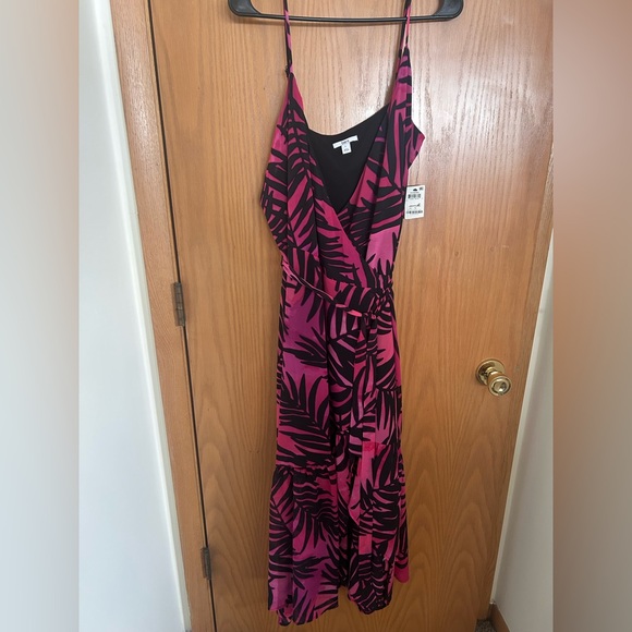 Bar III | Dresses | Bar Iii Pink And Black Leaf Print Wrap Tie Ruffle ...